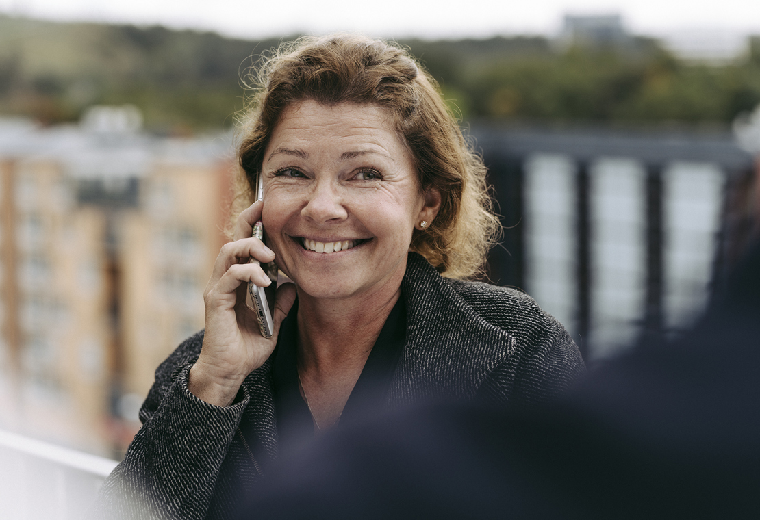 Αυτή είναι η | Intrum